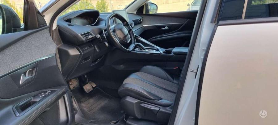 Balts Peugeot 3008 2018 Šauļi, ar dzinēja tilpumu 1.60 L un nobraukumu 213 tūkst. km par 12900 €, foto 19 vietnē AUTOMOTO.COM.LV