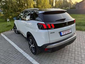 White Peugeot 3008 2018 in Kaunas, with an engine capacity of 1.50 L and mileage of 171 thousand km for 11900 €, photo 8 on AUTOMOTO.COM.LV