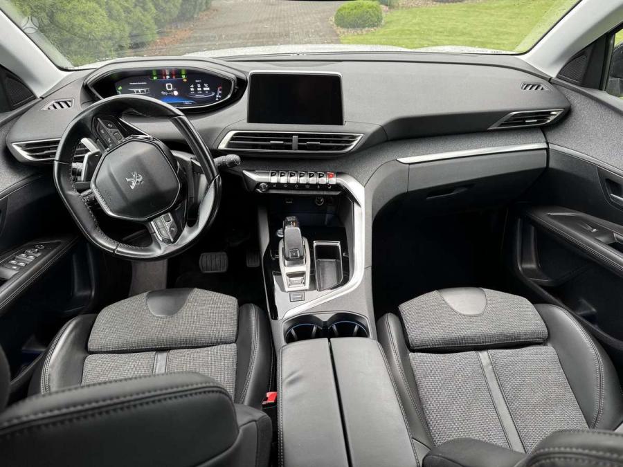 White Peugeot 3008 2018 in Kaunas, with an engine capacity of 1.50 L and mileage of 171 thousand km for 11900 €, photo 13 on AUTOMOTO.COM.LV
