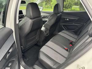White Peugeot 3008 2018 in Kaunas, with an engine capacity of 1.50 L and mileage of 171 thousand km for 11900 €, photo 17 on AUTOMOTO.COM.LV
