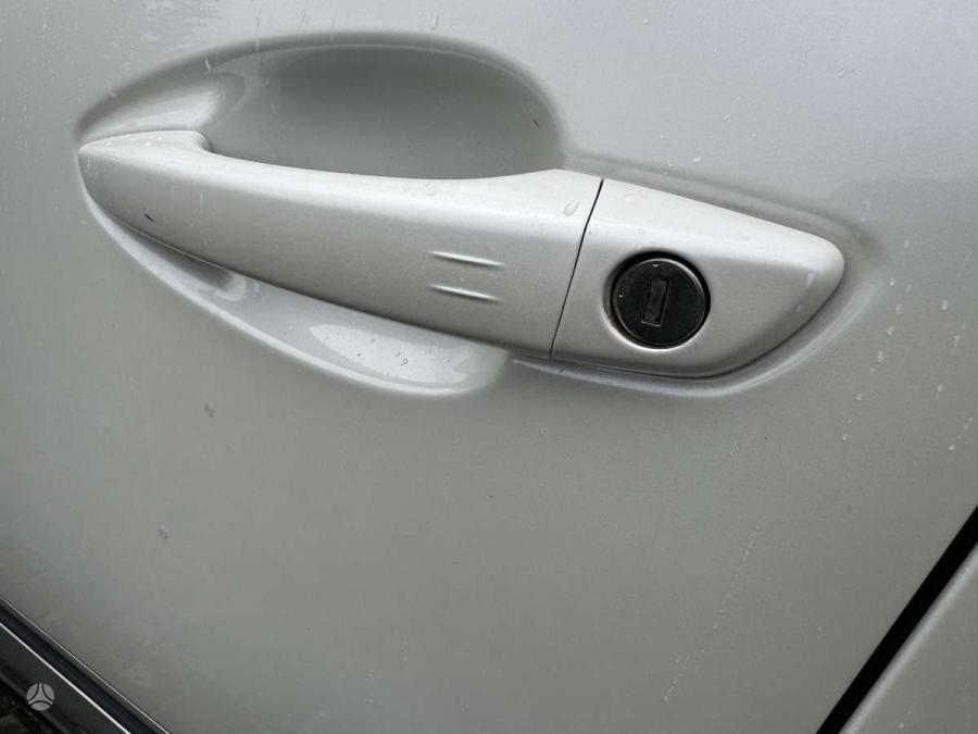 White Peugeot 3008 2018 in Kaunas, with an engine capacity of 1.50 L and mileage of 171 thousand km for 11900 €, photo 28 on AUTOMOTO.COM.LV