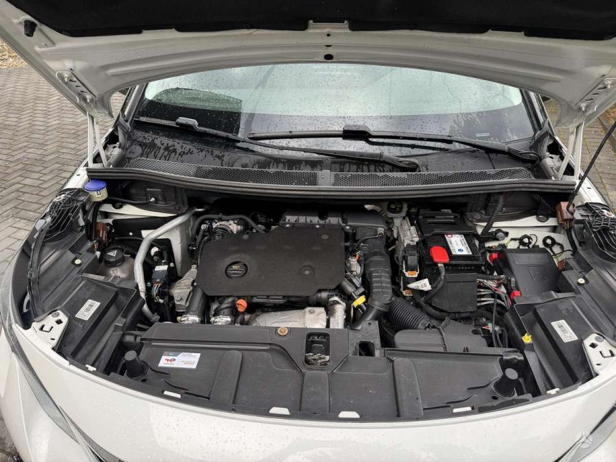 White Peugeot 3008 2018 in Kaunas, with an engine capacity of 1.50 L and mileage of 171 thousand km for 11900 €, photo 35 on AUTOMOTO.COM.LV