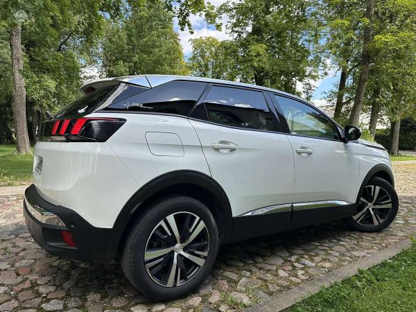 White Peugeot 3008 2018 in Kaunas, with an engine capacity of 1.20 L and mileage of 170 thousand km for 10900 €, photo 3 on AUTOMOTO.COM.LV