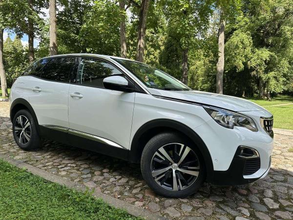 White Peugeot 3008 2018 in Kaunas, with an engine capacity of 1.20 L and mileage of 170 thousand km for 10900 €, photo 5 on AUTOMOTO.COM.LV