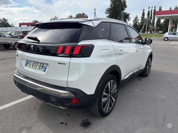 White Peugeot 3008 2018 in Taurage, with an engine capacity of 1.50 L and mileage of 150 thousand km for 9900 €, photo 6 on AUTOMOTO.COM.LV