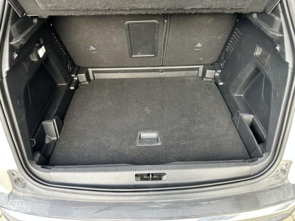White Peugeot 3008 2018 in Vilnius, with an engine capacity of 2.00 L and mileage of 134 thousand km for 16999 €, photo 10 on AUTOMOTO.COM.LV