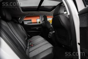 White Peugeot 3008 2018 in Jelgava, with an engine capacity of 1.20 L and mileage of 0 thousand km for 11700 €, photo 10 on AUTOMOTO.COM.LV