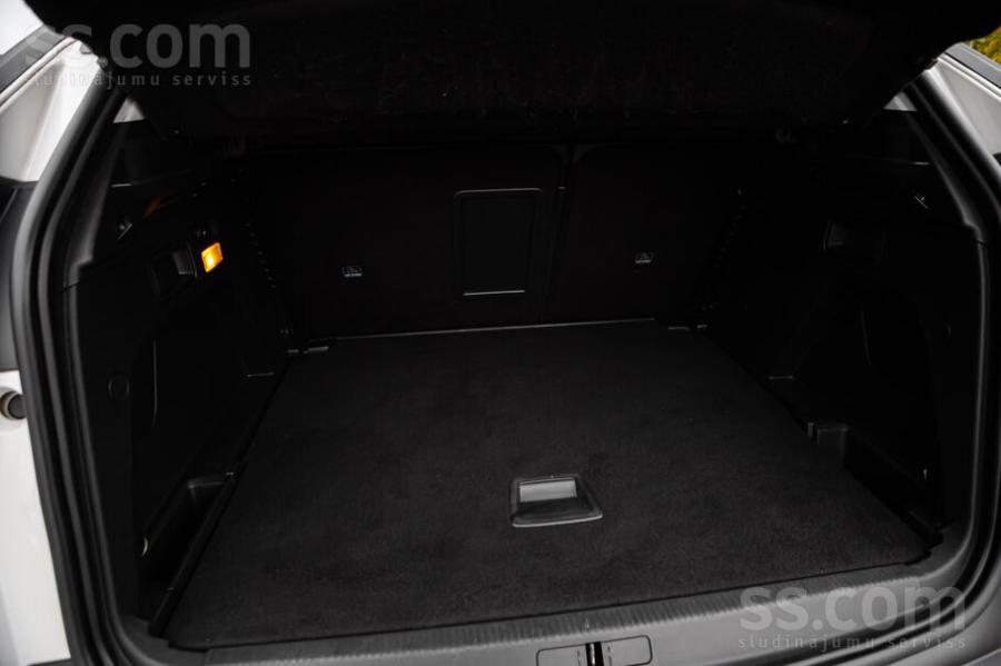White Peugeot 3008 2018 in Jelgava, with an engine capacity of 1.20 L and mileage of 0 thousand km for 11700 €, photo 14 on AUTOMOTO.COM.LV