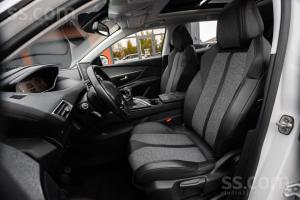 White Peugeot 3008 2018 in Jelgava, with an engine capacity of 1.20 L and mileage of 0 thousand km for 11700 €, photo 16 on AUTOMOTO.COM.LV