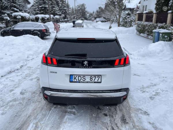 Balts Peugeot 3008 2019 Viļņa, ar dzinēja tilpumu 1.20 L un nobraukumu 180 tūkst. km par 8950 €, foto 7 vietnē AUTOMOTO.COM.LV