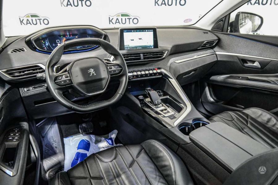 White Peugeot 3008 2019 in Kaunas, with an engine capacity of 1.20 L and mileage of 146 thousand km for 12390 €, photo 7 on AUTOMOTO.COM.LV