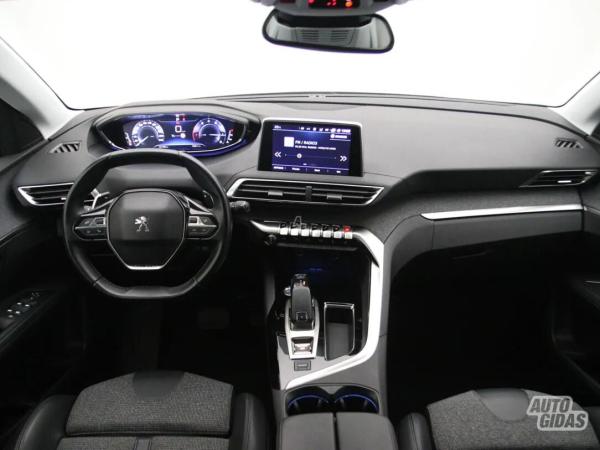 White Peugeot 3008 2019 in Vilnius, with an engine capacity of 1.20 L and mileage of 162 thousand km for 13399 €, photo 2 on AUTOMOTO.COM.LV