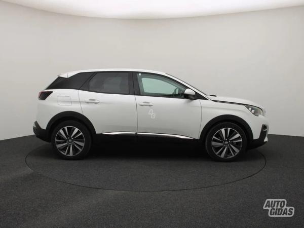 White Peugeot 3008 2019 in Vilnius, with an engine capacity of 1.20 L and mileage of 162 thousand km for 13399 €, photo 9 on AUTOMOTO.COM.LV