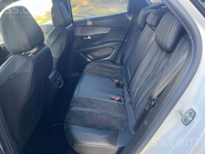 White Peugeot 3008 2019 in Daugavpils, with an engine capacity of 2.00 L and mileage of 205 thousand km for 18200 €, photo 19 on AUTOMOTO.COM.LV