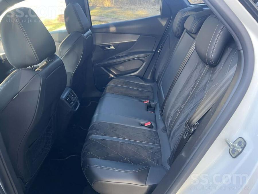 White Peugeot 3008 2019 in Daugavpils, with an engine capacity of 2.00 L and mileage of 205 thousand km for 18200 €, photo 19 on AUTOMOTO.COM.LV