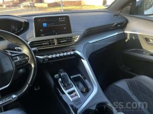 White Peugeot 3008 2019 in Daugavpils, with an engine capacity of 2.00 L and mileage of 205 thousand km for 18200 €, photo 25 on AUTOMOTO.COM.LV