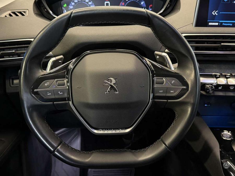 Balts Peugeot 3008 2019 Kauņa, ar dzinēja tilpumu 1.20 L un nobraukumu 147 tūkst. km par 13990 €, foto 15 vietnē AUTOMOTO.COM.LV