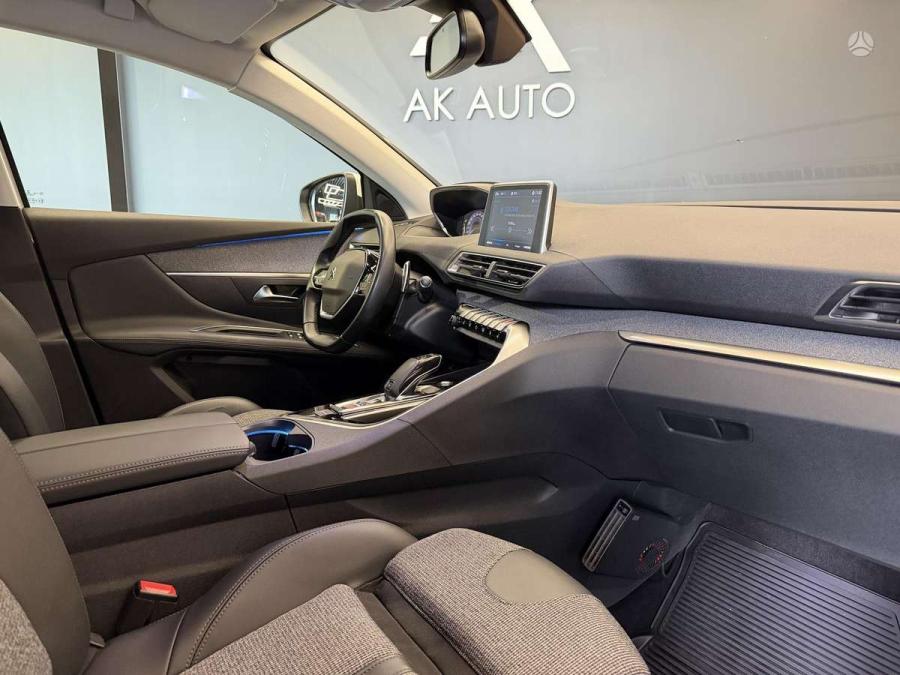 Balts Peugeot 3008 2019 Kauņa, ar dzinēja tilpumu 1.20 L un nobraukumu 147 tūkst. km par 13990 €, foto 19 vietnē AUTOMOTO.COM.LV