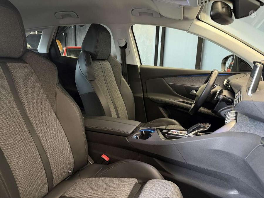 Balts Peugeot 3008 2019 Kauņa, ar dzinēja tilpumu 1.20 L un nobraukumu 147 tūkst. km par 13990 €, foto 24 vietnē AUTOMOTO.COM.LV