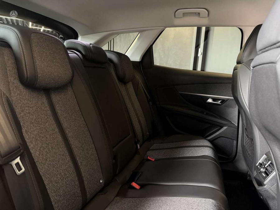 Balts Peugeot 3008 2019 Kauņa, ar dzinēja tilpumu 1.20 L un nobraukumu 147 tūkst. km par 13990 €, foto 25 vietnē AUTOMOTO.COM.LV