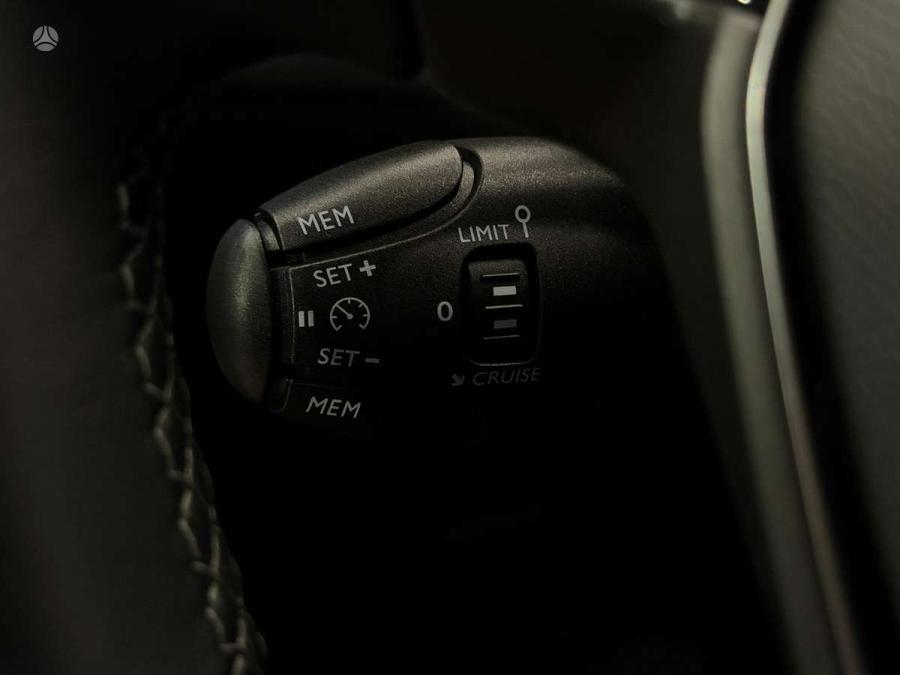 Balts Peugeot 3008 2019 Kauņa, ar dzinēja tilpumu 1.20 L un nobraukumu 147 tūkst. km par 13990 €, foto 30 vietnē AUTOMOTO.COM.LV