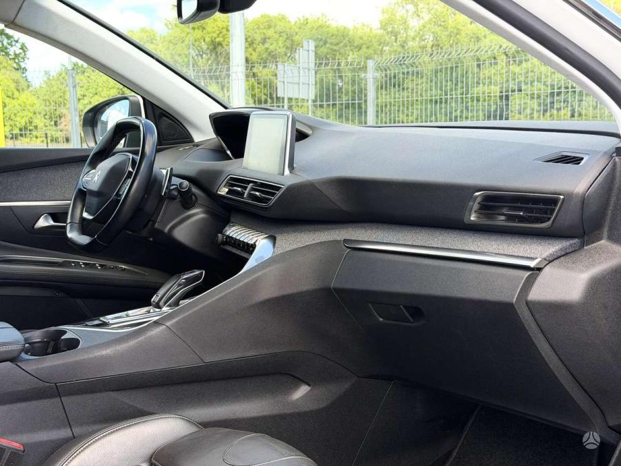 Balts Peugeot 3008 2019 Tauragė, ar dzinēja tilpumu 1.20 L un nobraukumu 122 tūkst. km par 13300 €, foto 17 vietnē AUTOMOTO.COM.LV