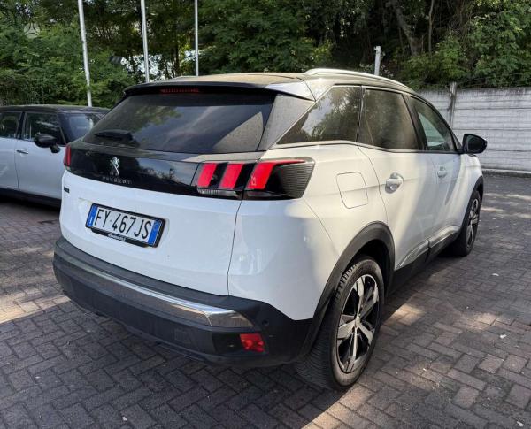 White Peugeot 3008 2019 in Siauliai, with an engine capacity of 1.50 L and mileage of 169 thousand km for 13200 €, photo 4 on AUTOMOTO.COM.LV