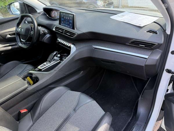 White Peugeot 3008 2019 in Siauliai, with an engine capacity of 1.50 L and mileage of 169 thousand km for 13200 €, photo 7 on AUTOMOTO.COM.LV