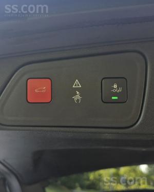 Balts Peugeot 3008 2019 Rīga, ar dzinēja tilpumu 1.60 L un nobraukumu 121 tūkst. km par 15500 €, foto 15 vietnē AUTOMOTO.COM.LV