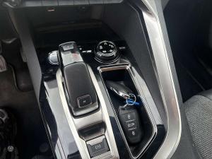 Balts Peugeot 3008 2019 Tauragė, ar dzinēja tilpumu 1.20 L un nobraukumu 150 tūkst. km par 10700 €, foto 13 vietnē AUTOMOTO.COM.LV