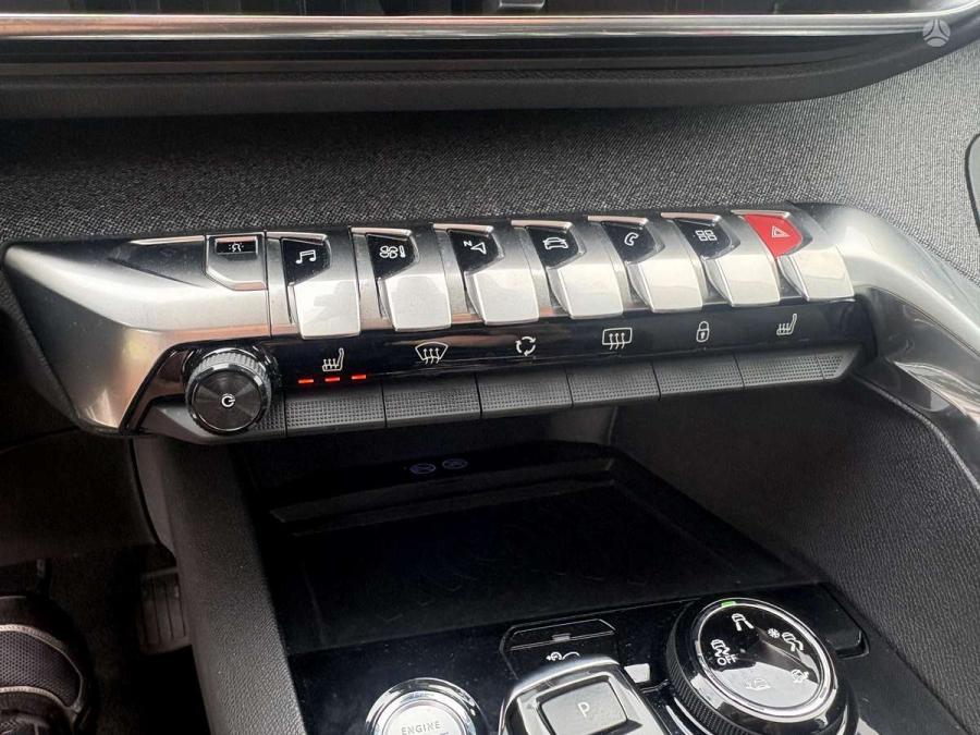 Balts Peugeot 3008 2019 Tauragė, ar dzinēja tilpumu 1.20 L un nobraukumu 150 tūkst. km par 10700 €, foto 15 vietnē AUTOMOTO.COM.LV