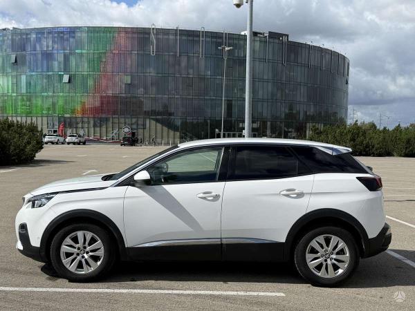 White Peugeot 3008 2019 in Siauliai, with an engine capacity of 1.20 L and mileage of 143 thousand km for 8100 €, photo 8 on AUTOMOTO.COM.LV