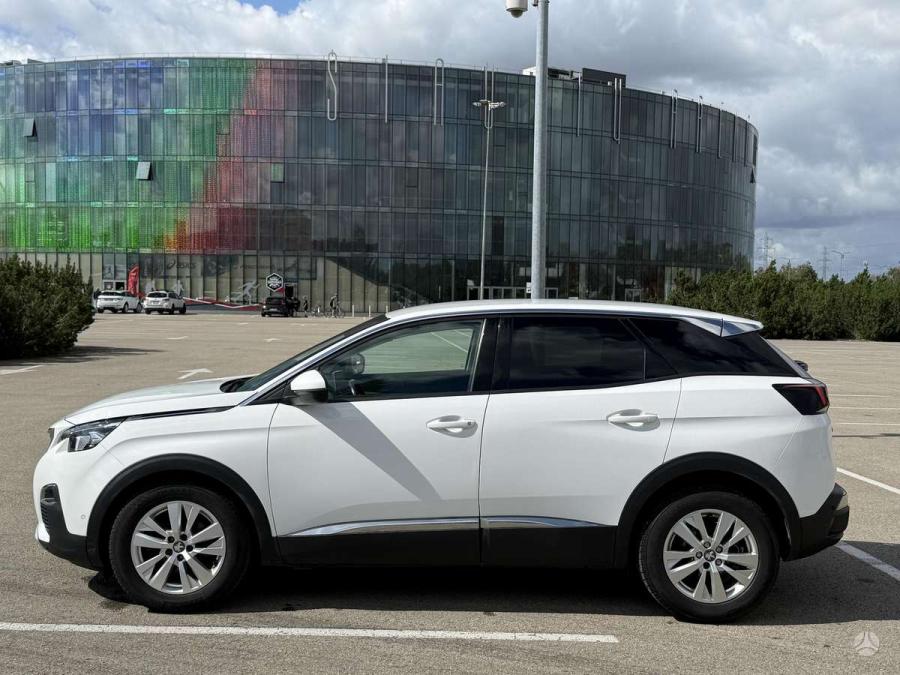 Balts Peugeot 3008 2019 Šauļi, ar dzinēja tilpumu 1.20 L un nobraukumu 143 tūkst. km par 8100 €, foto 9 vietnē AUTOMOTO.COM.LV