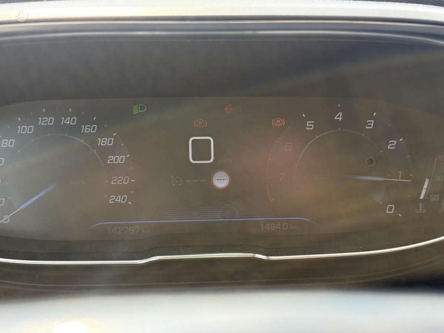 Balts Peugeot 3008 2019 Šauļi, ar dzinēja tilpumu 1.20 L un nobraukumu 143 tūkst. km par 8100 €, foto 17 vietnē AUTOMOTO.COM.LV
