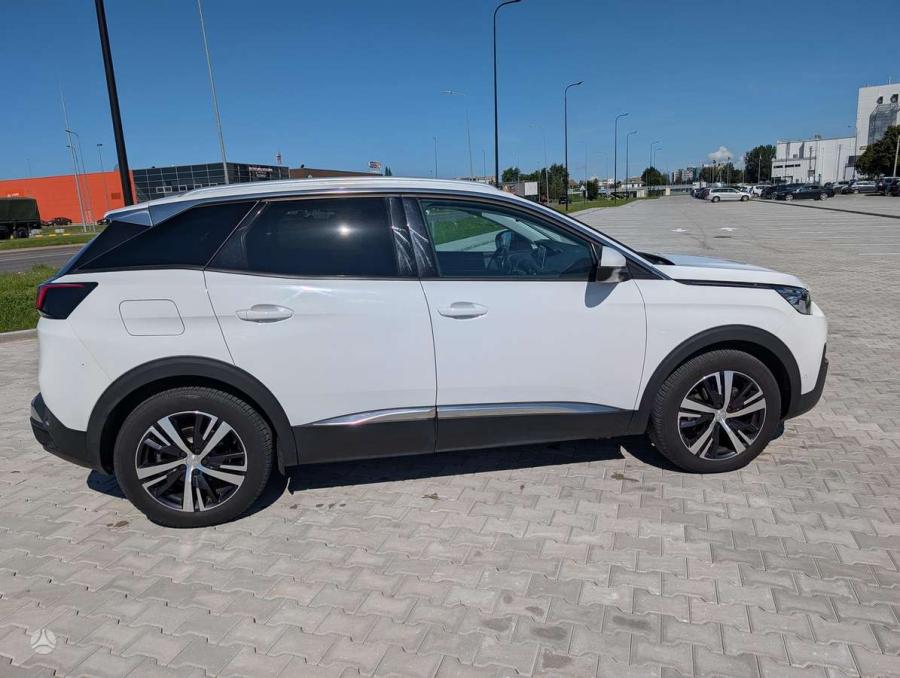 White Peugeot 3008 2019 in Taurage, with an engine capacity of 1.50 L and mileage of 173 thousand km for 12342 €, photo 4 on AUTOMOTO.COM.LV