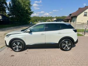White Peugeot 3008 2019 in Siauliai, with an engine capacity of 2.00 L and mileage of 215 thousand km for 12600 €, photo 5 on AUTOMOTO.COM.LV