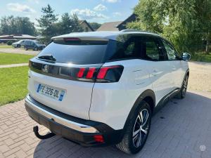 White Peugeot 3008 2019 in Siauliai, with an engine capacity of 2.00 L and mileage of 215 thousand km for 12600 €, photo 9 on AUTOMOTO.COM.LV