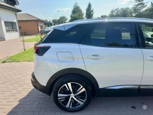 White Peugeot 3008 2019 in Siauliai, with an engine capacity of 2.00 L and mileage of 215 thousand km for 12600 €, photo 10 on AUTOMOTO.COM.LV
