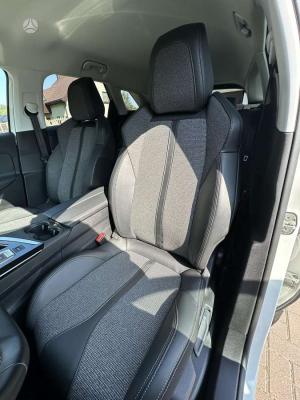 White Peugeot 3008 2019 in Siauliai, with an engine capacity of 2.00 L and mileage of 215 thousand km for 12600 €, photo 20 on AUTOMOTO.COM.LV