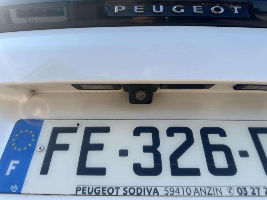 White Peugeot 3008 2019 in Siauliai, with an engine capacity of 2.00 L and mileage of 215 thousand km for 12600 €, photo 29 on AUTOMOTO.COM.LV