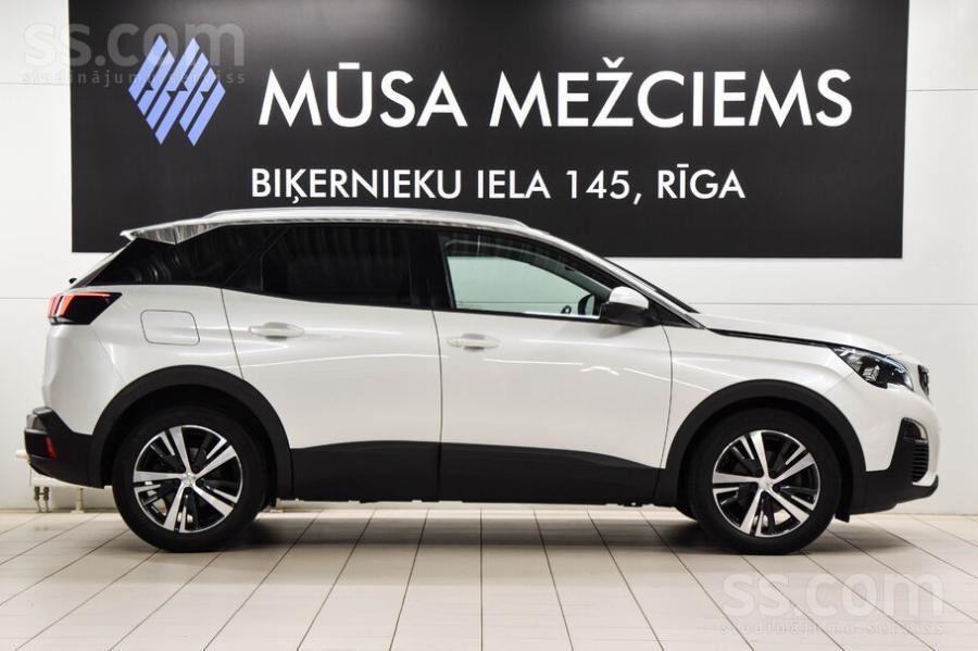 White Peugeot 3008 2019 in Riga, with an engine capacity of 1.20 L and mileage of 113 thousand km for 11590 €, photo 5 on AUTOMOTO.COM.LV