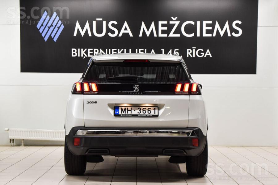 White Peugeot 3008 2019 in Riga, with an engine capacity of 1.20 L and mileage of 113 thousand km for 11590 €, photo 8 on AUTOMOTO.COM.LV