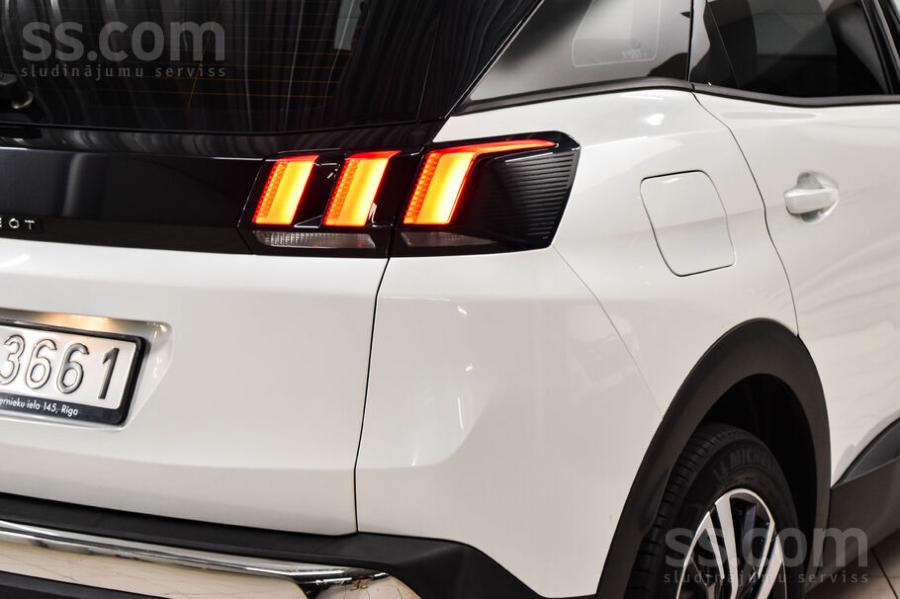 White Peugeot 3008 2019 in Riga, with an engine capacity of 1.20 L and mileage of 113 thousand km for 11590 €, photo 11 on AUTOMOTO.COM.LV