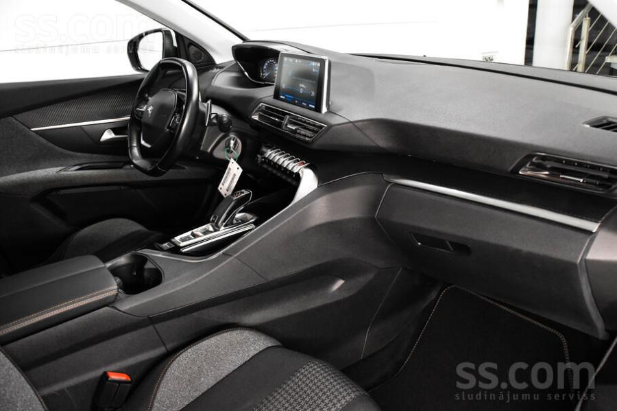 White Peugeot 3008 2019 in Riga, with an engine capacity of 1.20 L and mileage of 113 thousand km for 11590 €, photo 15 on AUTOMOTO.COM.LV