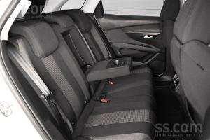 White Peugeot 3008 2019 in Riga, with an engine capacity of 1.20 L and mileage of 113 thousand km for 11590 €, photo 17 on AUTOMOTO.COM.LV