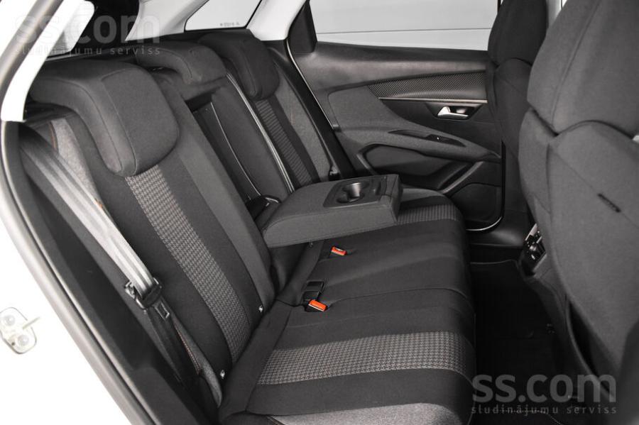 White Peugeot 3008 2019 in Riga, with an engine capacity of 1.20 L and mileage of 113 thousand km for 11590 €, photo 17 on AUTOMOTO.COM.LV
