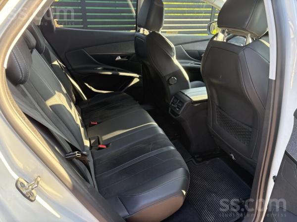 Balts Peugeot 3008 2020 Rīga, ar dzinēja tilpumu 1.50 L un nobraukumu 125 tūkst. km par 16990 €, foto 4 vietnē AUTOMOTO.COM.LV