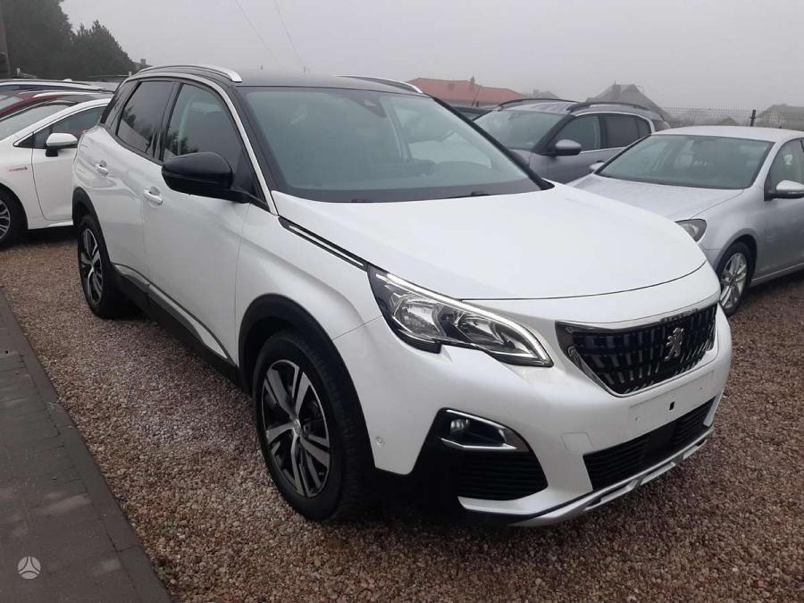 White Peugeot 3008 2020 in Kaunas, with an engine capacity of 1.50 L and mileage of 160 thousand km for 11250 €, photo 5 on AUTOMOTO.COM.LV