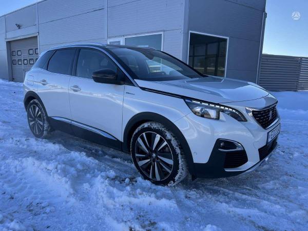 White Peugeot 3008 2020 in Utena, with an engine capacity of 1.60 L and mileage of 230 thousand km for 14500 €, photo 3 on AUTOMOTO.COM.LV