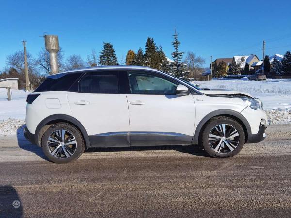 Balts Peugeot 3008 2020 Kauņa, ar dzinēja tilpumu 1.60 L un nobraukumu 103 tūkst. km par 8800 €, foto 2 vietnē AUTOMOTO.COM.LV